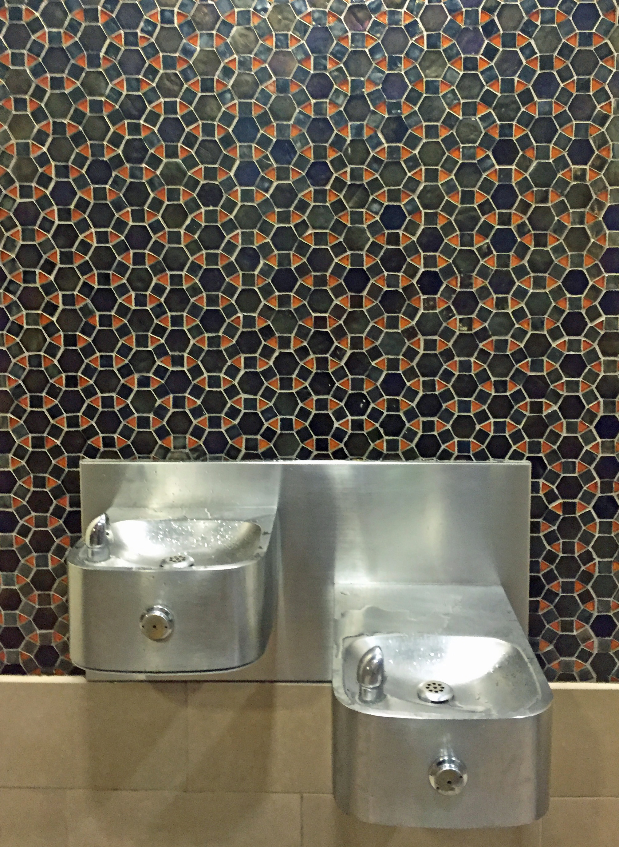 An exercise in modeling a real life tile pattern - Geometiles®