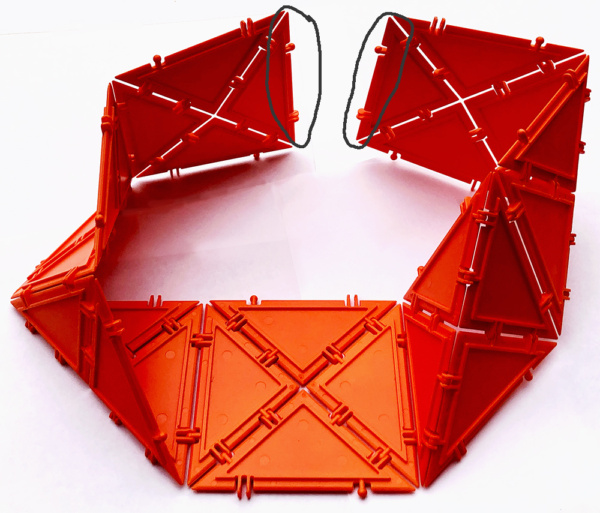 The Geometiles Moebius Strip - Geometiles®